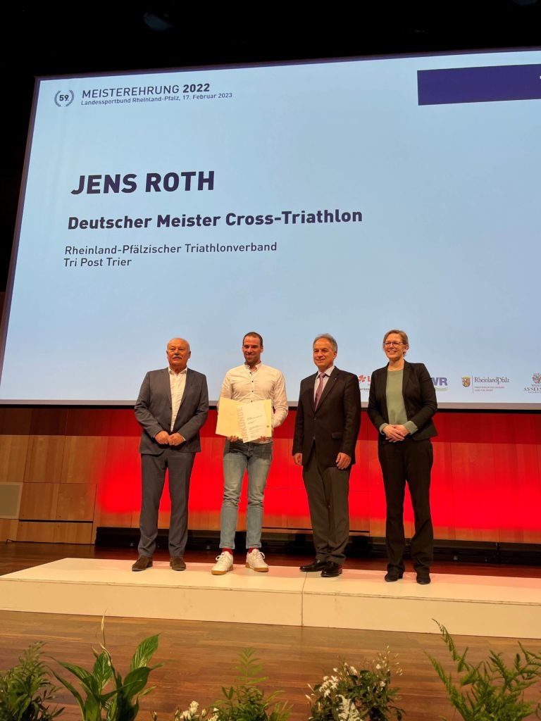 Meisterehrung für Jens Roth - RTV Triathlon